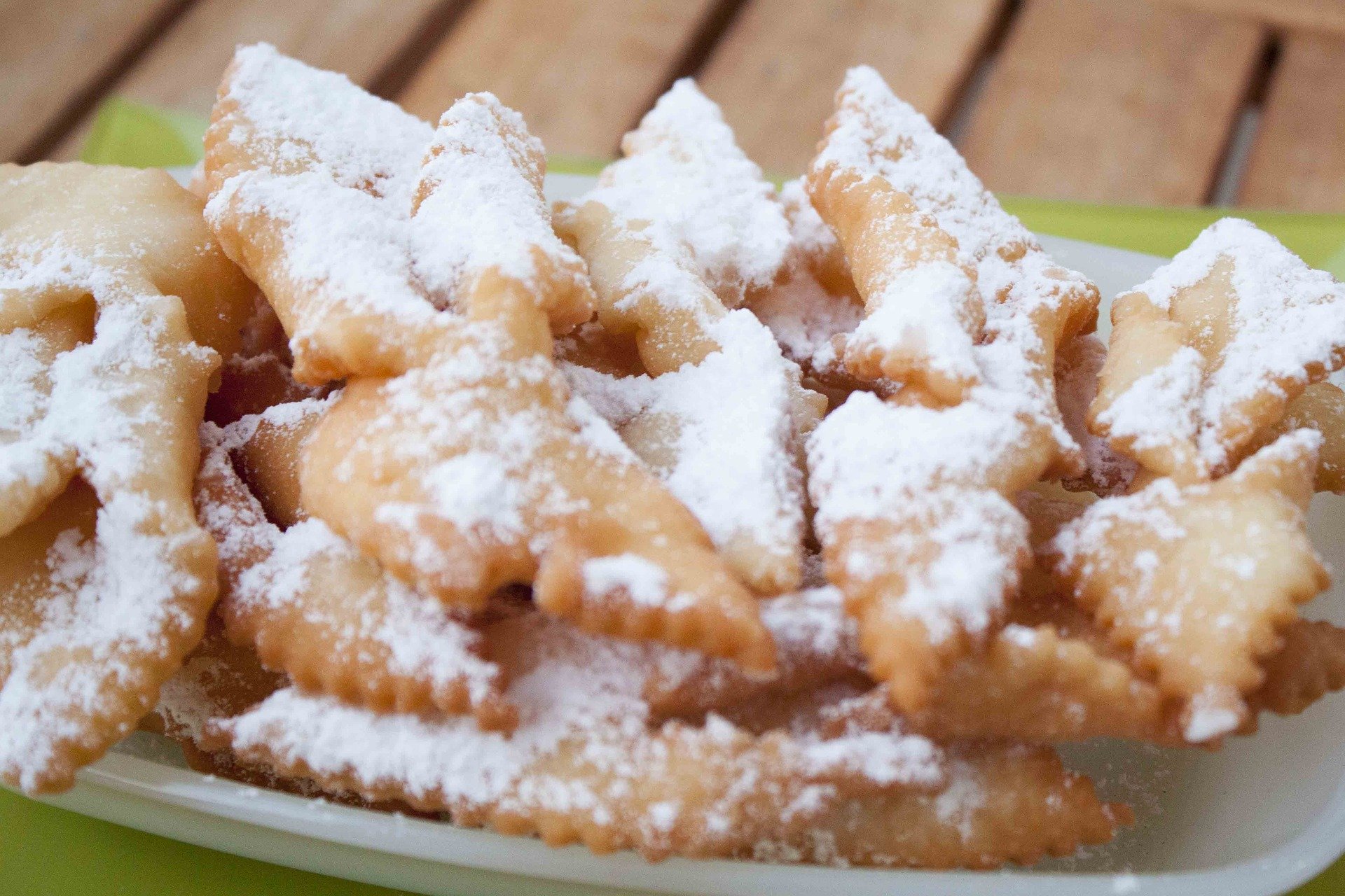 Mardi Gras : Beignets, Bugnes, Merveilles... - Le blog de CuisineAddict.com